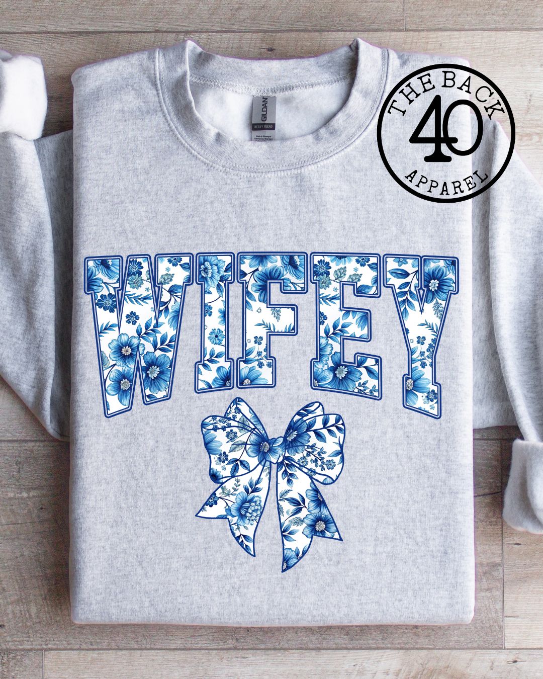 Preppy Bow Title Tee | The Back 40 Boutique